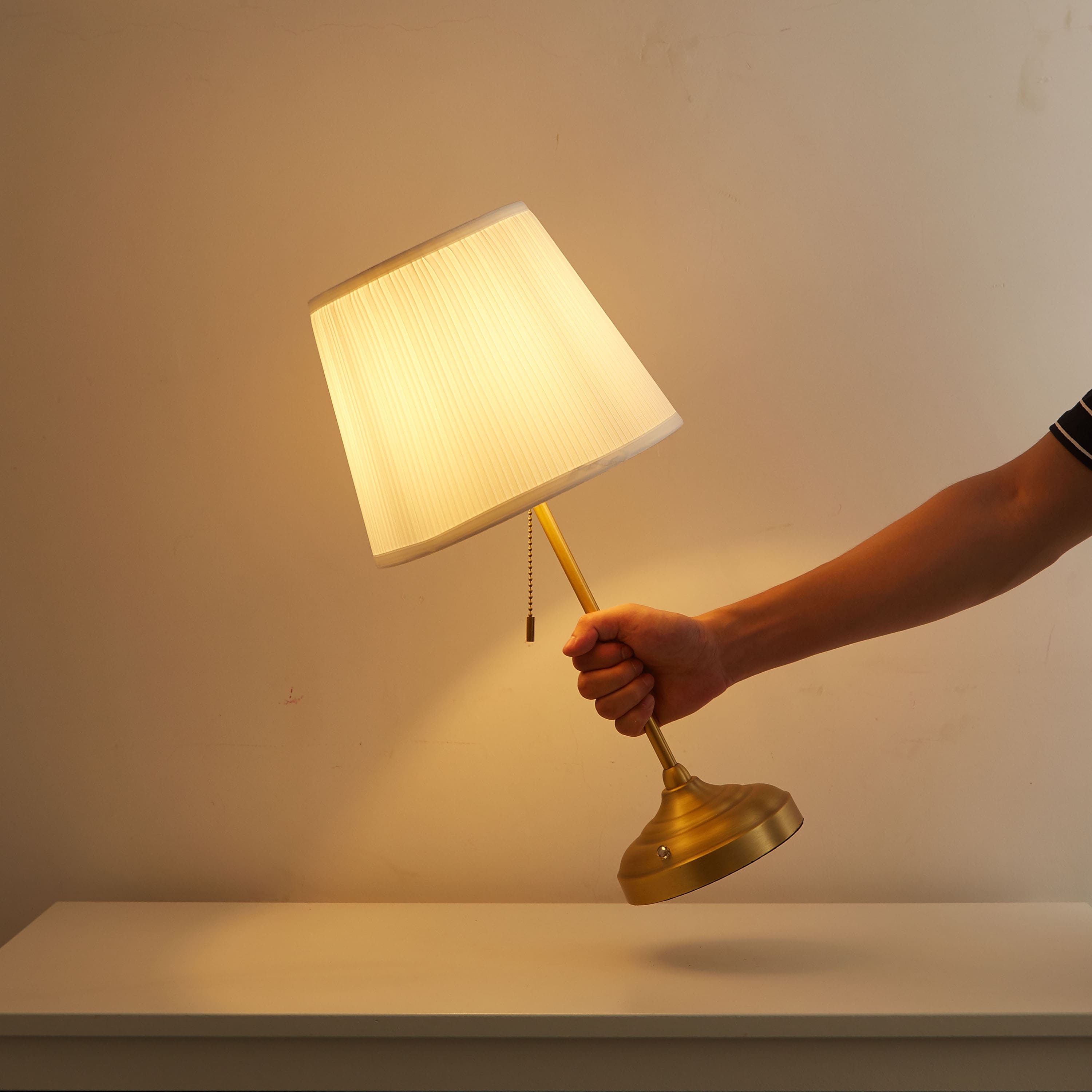 How to Choose the Perfect Cordless Lamp: A Comprehensive Buying Guide ...